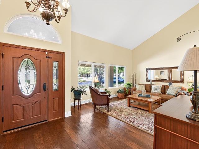 4576 Del Valle Pkwy