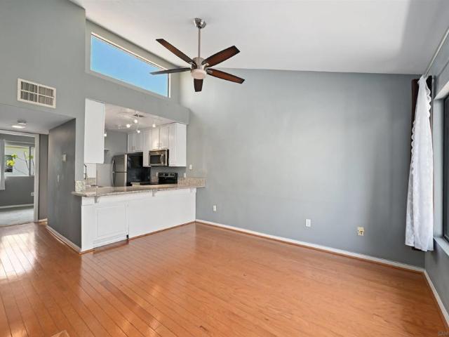 4576 Hawley 5