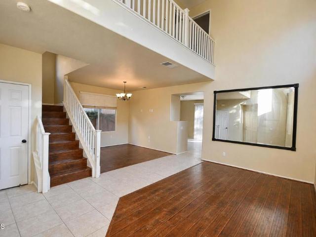 4576 La Tuna Court