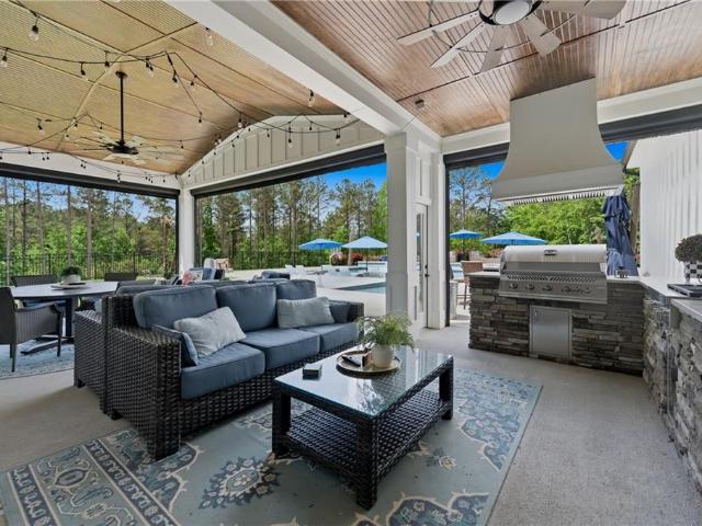 4577 Yellow Creek Road