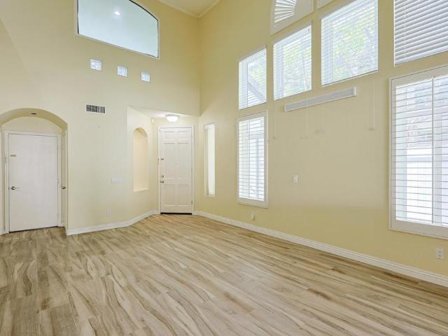 4578 Da Vinci Street
