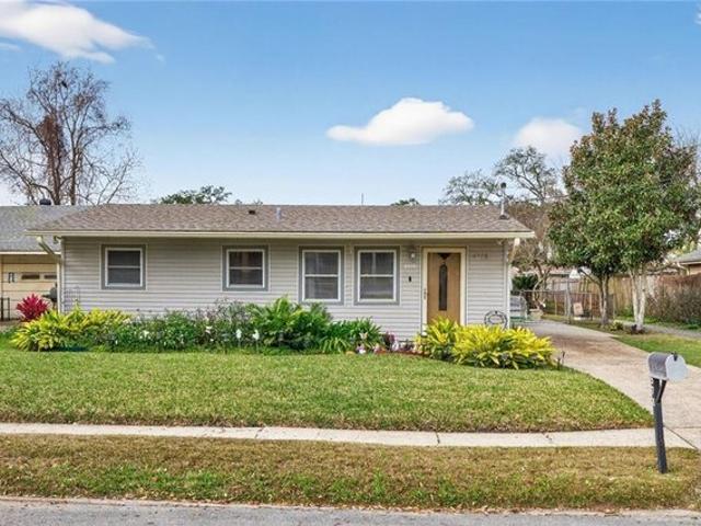 4578 Feliciana Dr, New Orleans, LA 70126