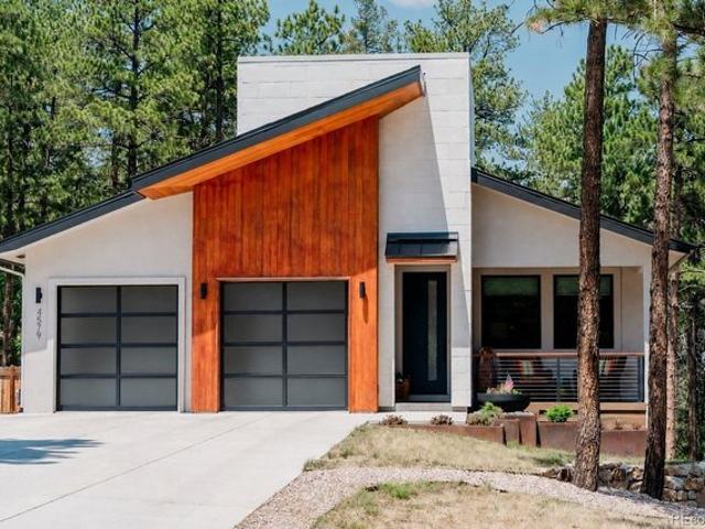 4579 Cheyenne Dr, Larkspur, CO 80118
