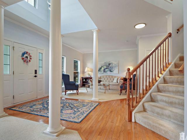 4570 Loyola Drive