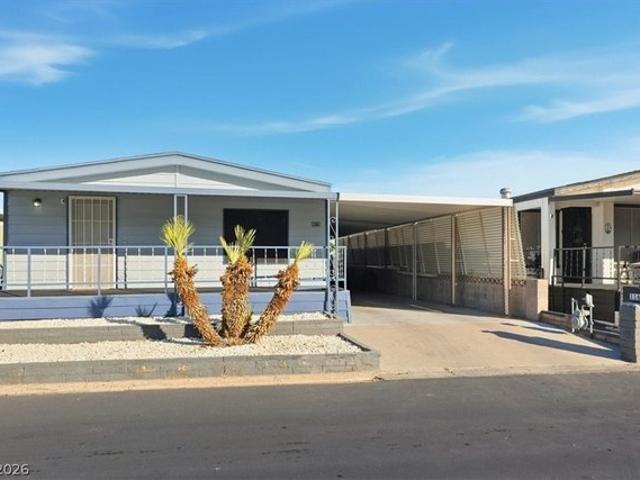 4570 Royal Ridge Ave, Las Vegas, NV 89103
