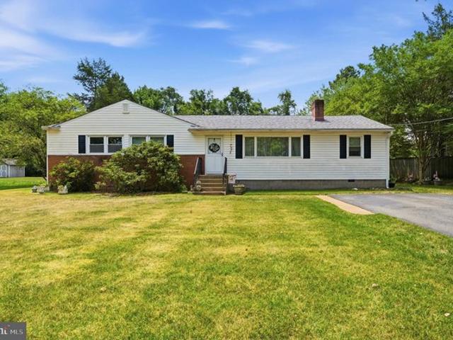 45729 Buck Hewitt Rd, Great Mills, MD 20634
