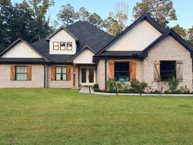 4572 Ashton Cir, Crestview, FL 32536
