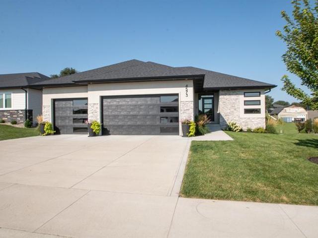 4573 Whitetail Ct, Sioux City, IA 51106