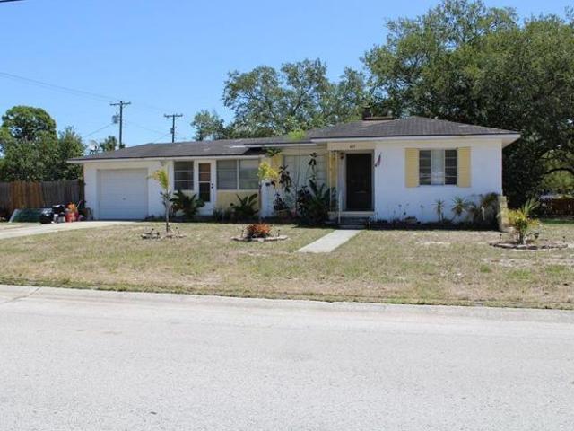 457 67th St N, Saint Petersburg, FL 33710
