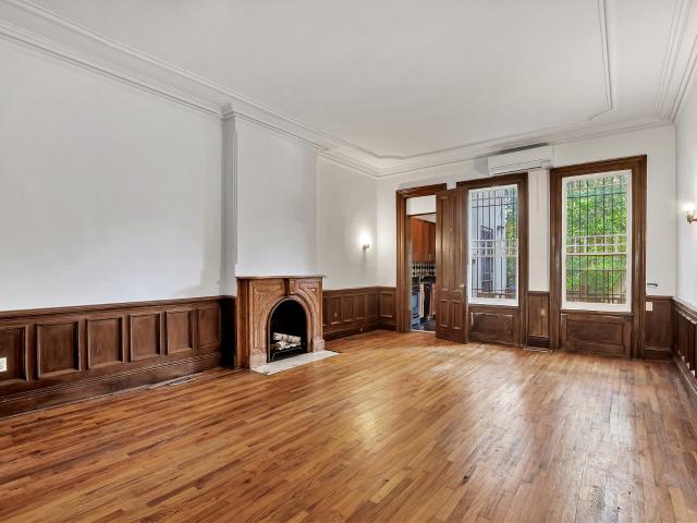 457 Clinton Avenue, Brooklyn, NY