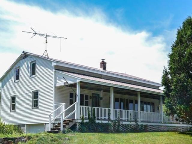 457 Gates Rd, Mount Holly, VT 05758