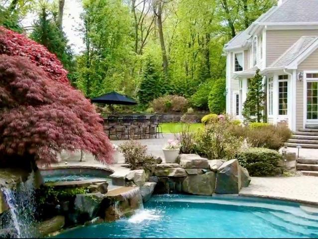 457 Devonshire Drive
