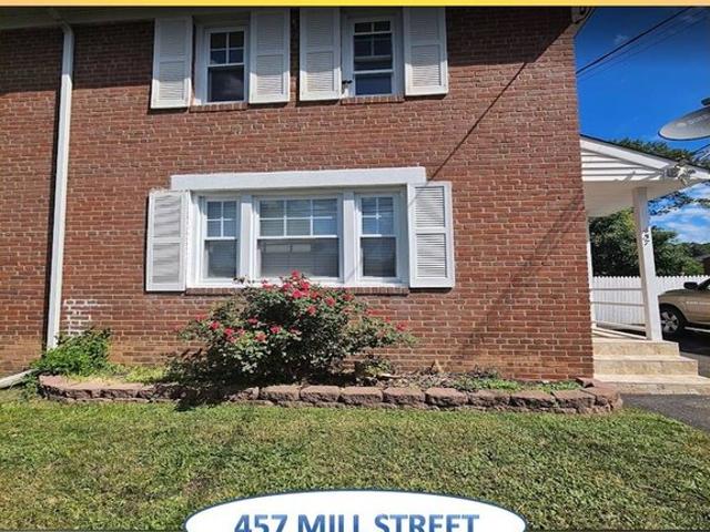 457 Mill St, Southington, CT 06489