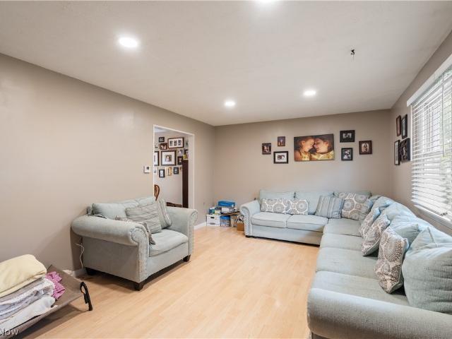 457 S Colonial Drive