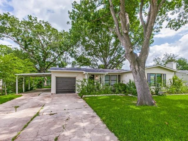 457 Pittman St, Richardson, TX 75081