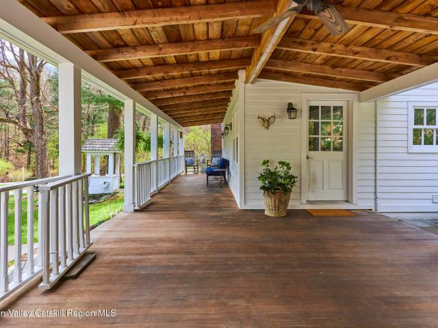 457 Round Lake Road