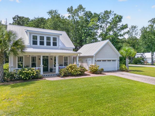 457 Waties Dr