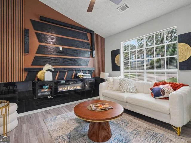 4584 Garden Hills Drive