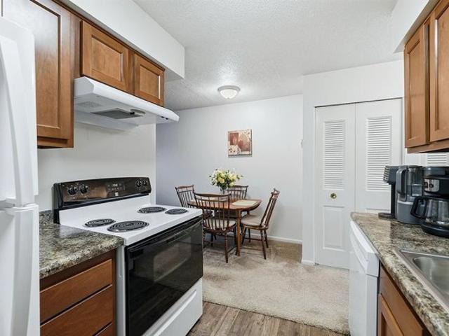 4584 Jason Dr, Fort Wayne, IN 46835