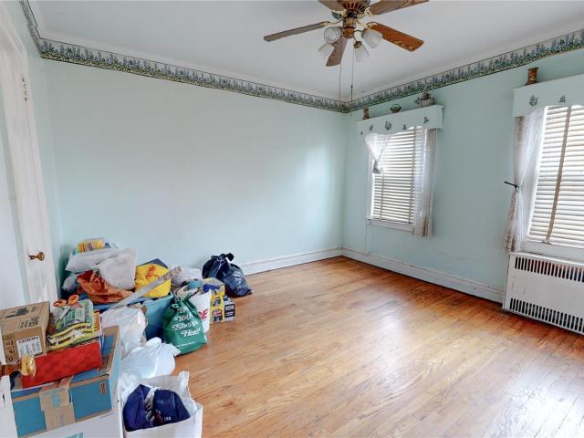 4584 Kings Highway