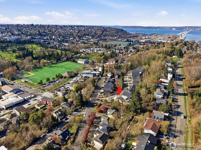 4584 22nd Ave SW, Seattle, WA 98106
