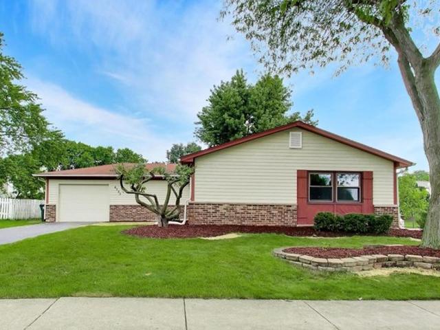 4585 Brigantine Ln, Hoffman Estates, IL 60192