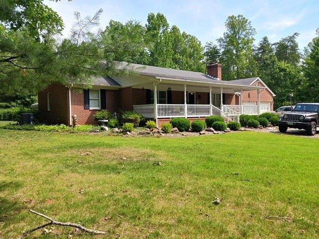 4585 Crab Orchard Rd, Keysville, VA 23947