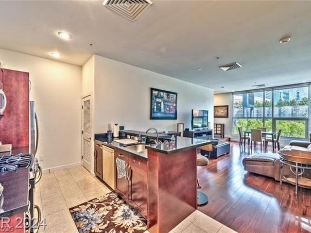 4585 Dean Martin Dr Unit 202, Las Vegas, NV 89103