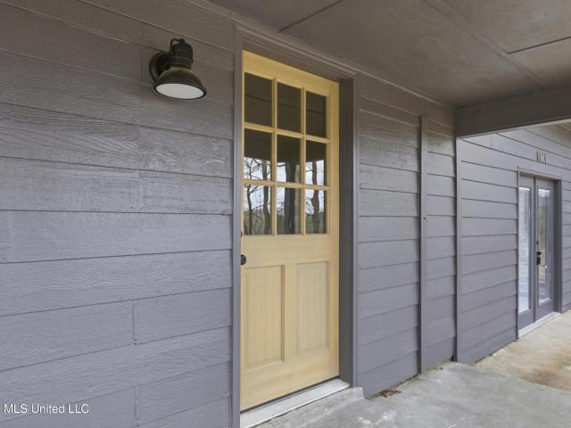 4585 Polk Lane