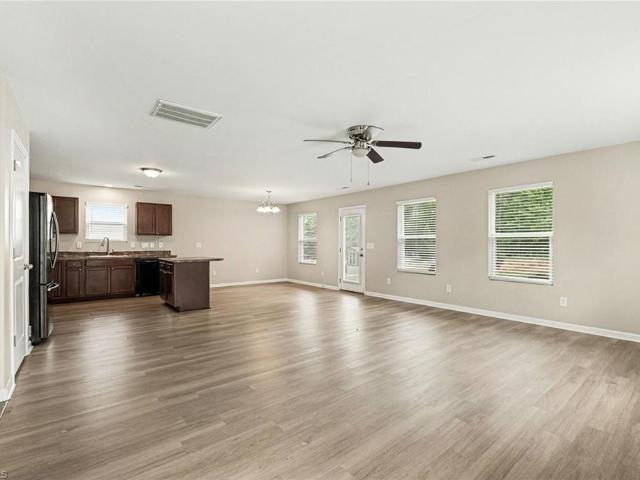 4586 Sun Valley Lane