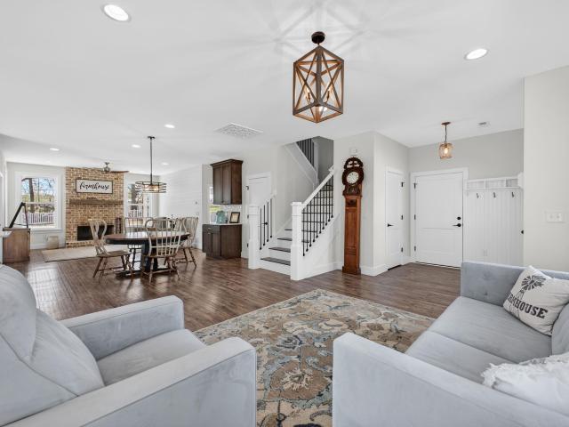 4588 N Highway 14