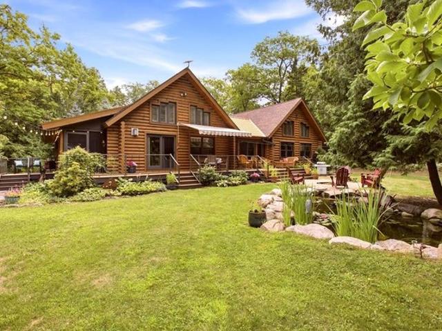 4588 Sherwood Point Rd, Sturgeon Bay, WI 54235