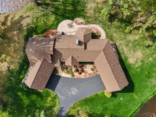 4589 N Island Drive