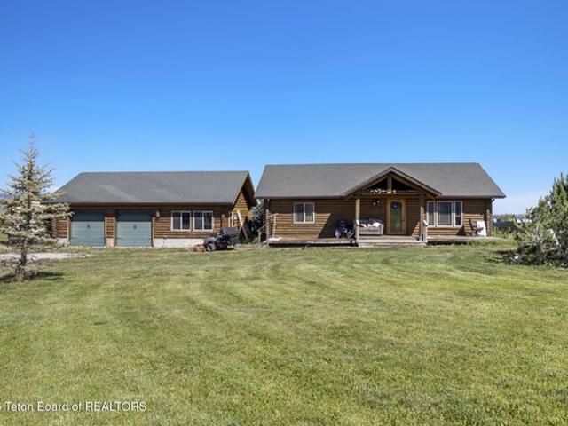 4589 Pinnacle Trl, Victor, ID 83455