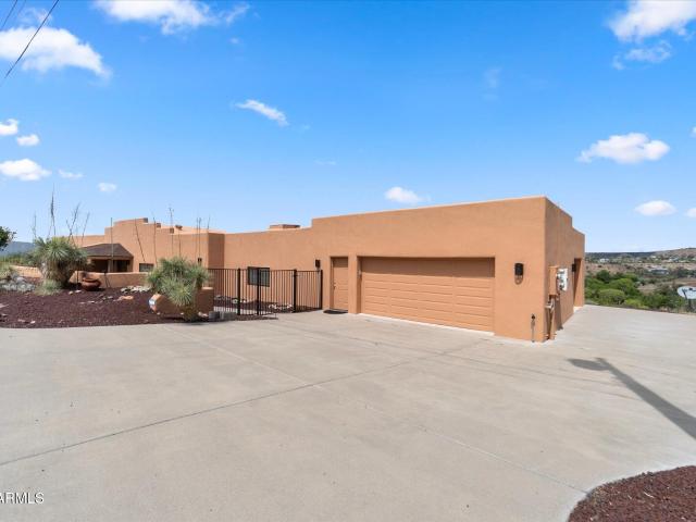 4580 e roundup road