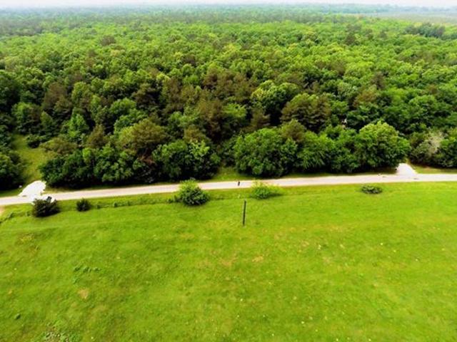 4581 County Road 3230, Clarksville, TX 75426