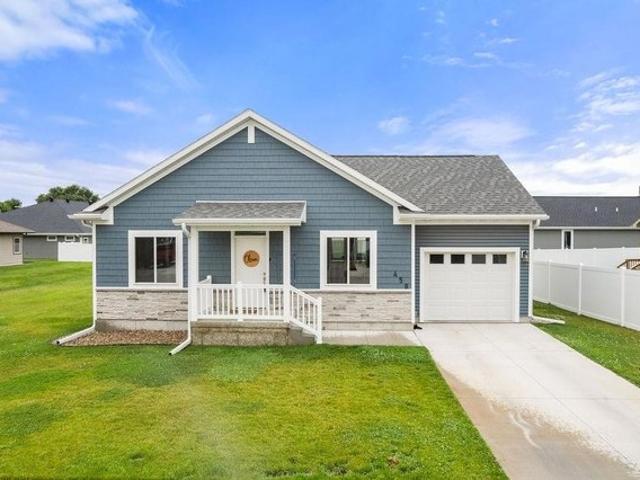458 7th Ave, Columbus, NE 68601