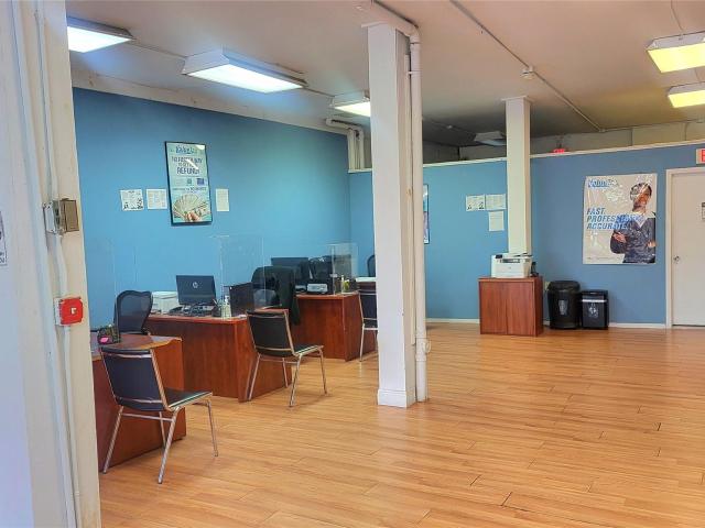 458 460 Main St