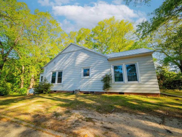 458 Cash Road