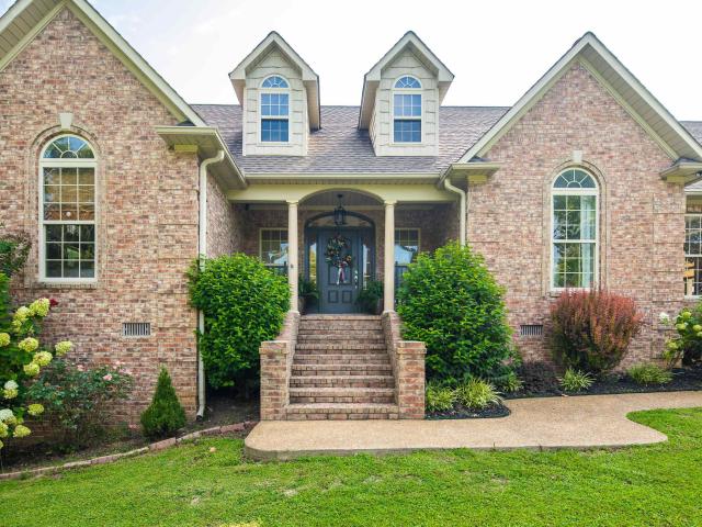 458 gandervalley ln