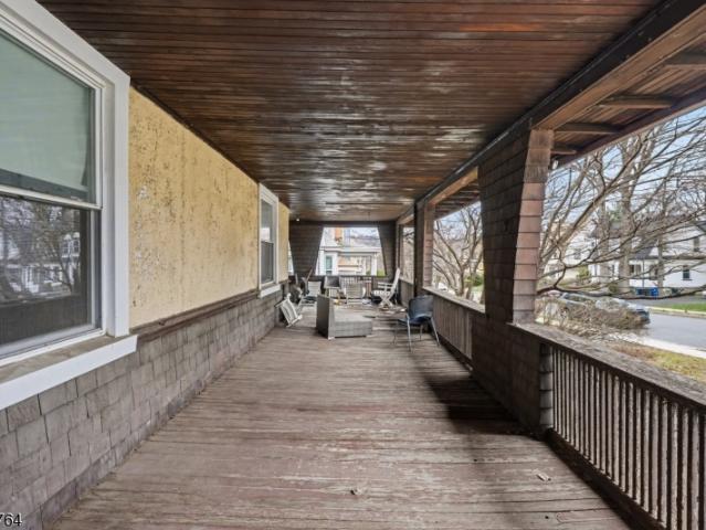 458 Fairview Ave