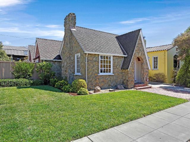 458 Key Blvd