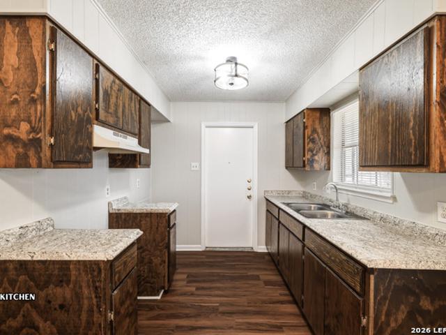 458 Kernan Dr