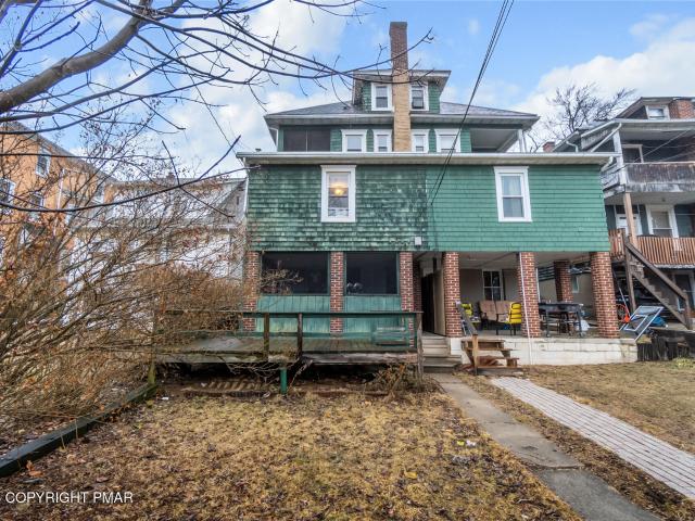 458 Lafayette Avenue