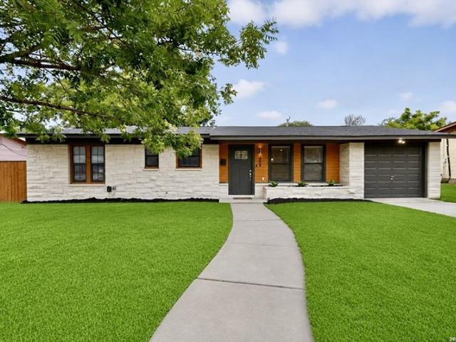 458 Maplewood Ln, San Antonio, TX 78216