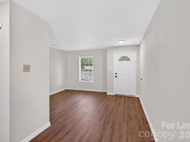 458 Settlers Ridge Drive