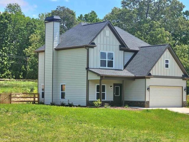 458 Stonington Dr, Mount Airy, GA 30563