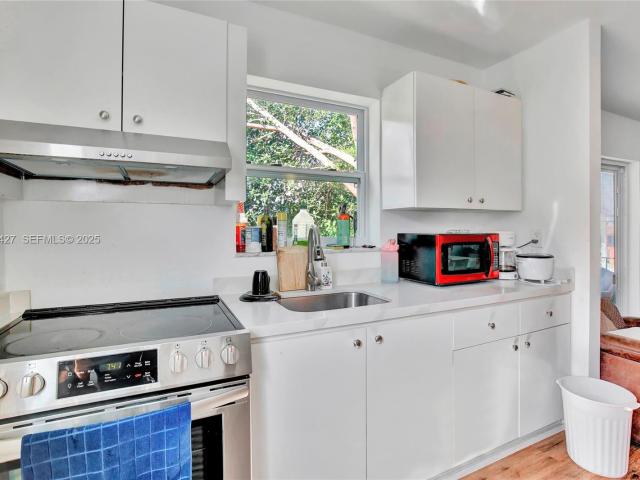 458 SW 9th St, Unit 3, Miami, FL 33130 | MLS #A11908 | Compass