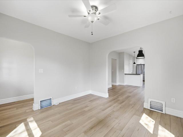 458 W Michigan St