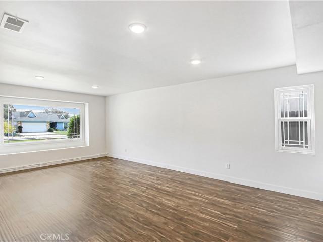 458 Termino Ave